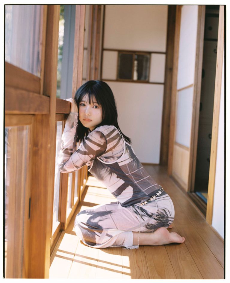 🎤『bis』モデル頓知気さきなフォトスタイルブック発売決定「自分でも新しい発見でした」 - スレッド閲覧｜爆サイ.com南関東版